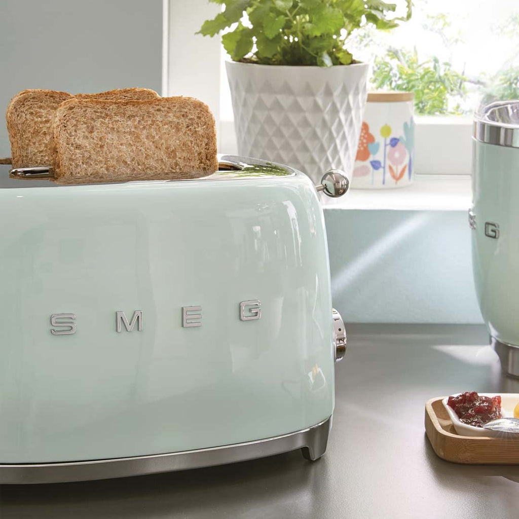 SMEG 50’s Retro 2-Slice Toaster | J.L. Hufford